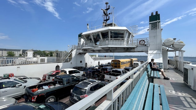 La pénurie de main-d’œuvre perturbe le fonctionnement du traversier de ...