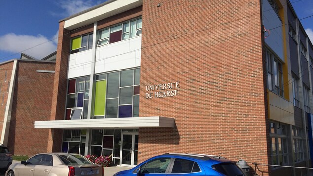 L’Université de Hearst célèbre sa 1re collation des grades depuis qu’elle est autonome | Radio ...