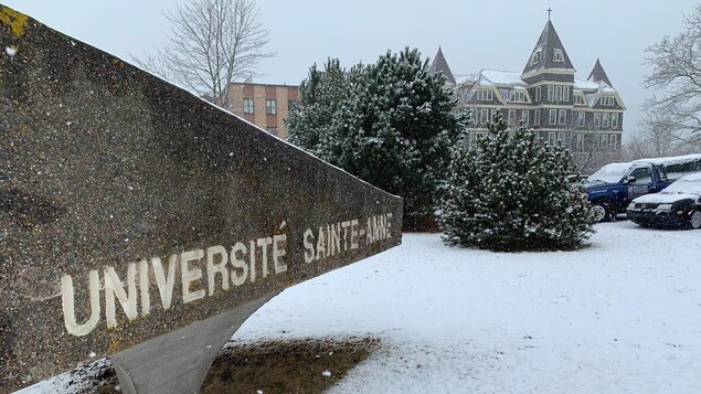 L’Université Sainte-Anne maintiendra l’enseignement en ligne pour toute ...