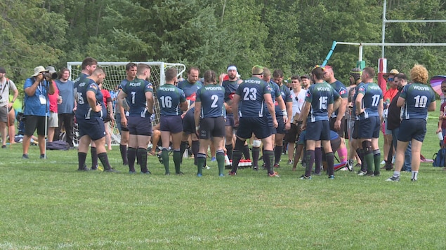 Coupe Bingham : 160 parties de rugby en quatre jours | Radio-Canada