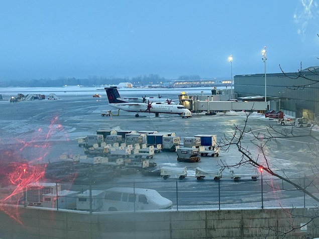 Verglas et neige frappent l’est du pays | Brève | Radio-Canada