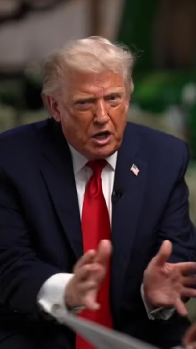 Furieux, Donald Trump jette son micro et quitte une entrevue | En bref ...