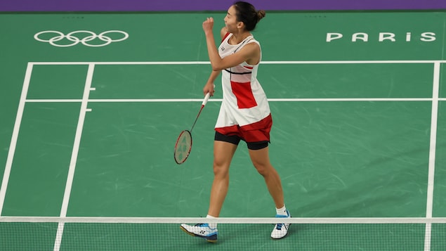Du succès en simple pour le Canada au badminton | Radio-Canada
