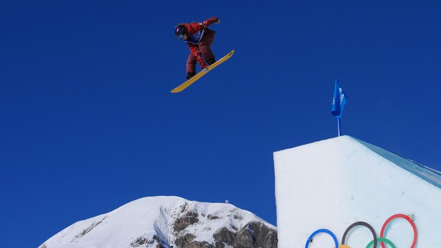 Juliette Pelchat passe en finale du slopestyle | Radio-Canada