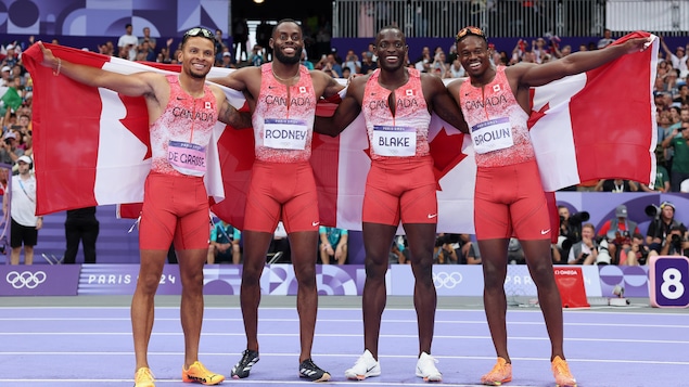 Andre De Grasse dinala ang 4x100m relay team ng Canada tungo sa Olympic gold | Radio-Canada.ca