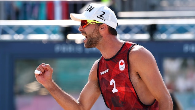 Première victoire pour le duo canadien Schachter-Dearing | Radio-Canada