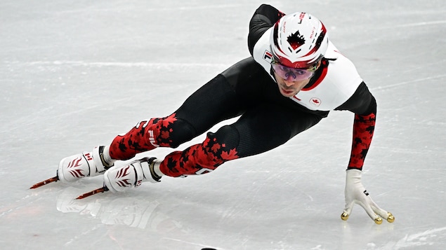 Steven Dubois médaillé d’or au 500 m sur courte piste - Jeux olympiques ...