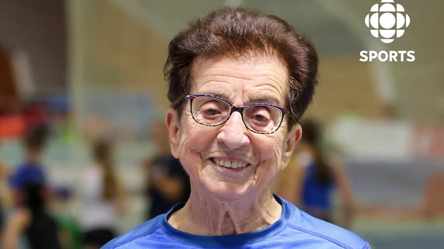 L'inspirante Emma Maria Mazzenga, athlète de 90 ans | Radio-Canada
