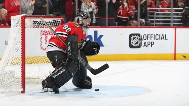 Scott Foster, un comptable devant le filet des Blackhawks | Radio-Canada