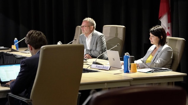 La mairesse de Gatineau fixe ses priorités pour cet automne | Radio ...