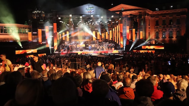 La fierté de chanter en français | Radio-Canada.ca