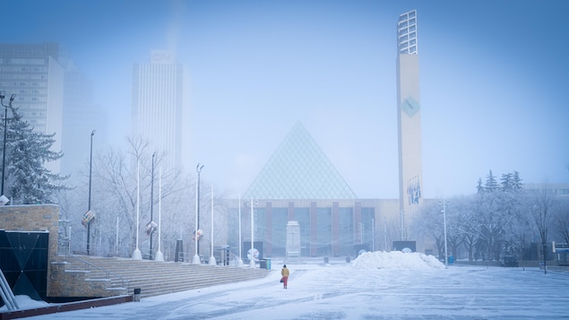 As extreme cold strains Alberta’s electricity grid, Ottawa’s green ...
