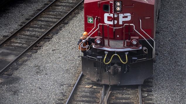 Teamsters union serves CN Rail with 72-hour strike notice as CPKC ...