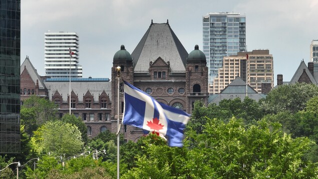 Pistes cyclables : guerre de chiffres entre Toronto et le gouvernement ...