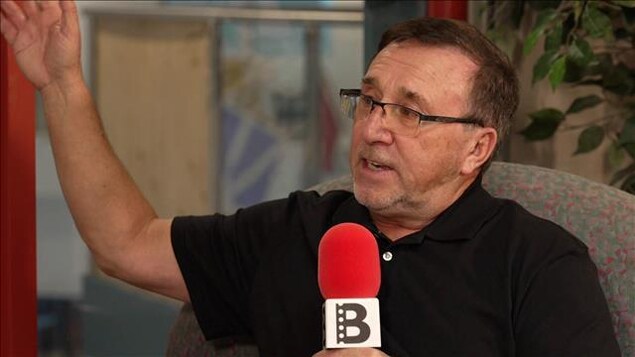 Mark Cormier transmet son amour du conte à Terre-Neuve | Radio-Canada