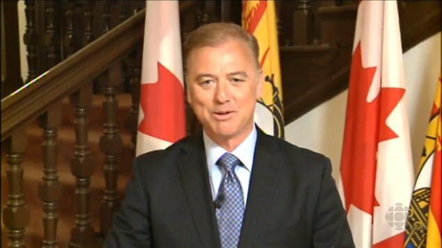 Les explications du ministre des Ressources naturelles, Paul Robichaud ...