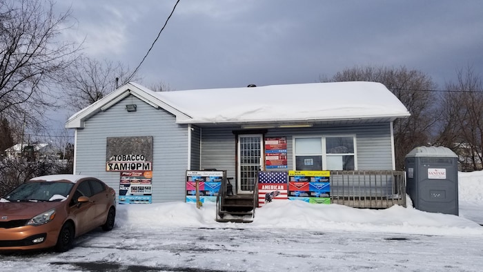 À Kahnawake, les gyms et les commerces non essentiels déjà ouverts ...