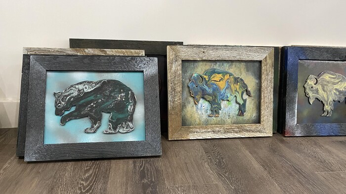 Des étudiants autochtones créent des oeuvres d’art à partir de ...