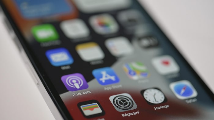 Attention aux faux iPhone vendus sur Internet | Radio-Canada