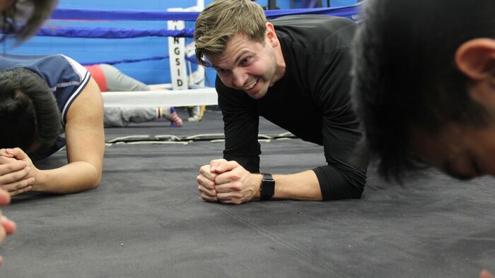 Un club de boxe où les devoirs sont aussi importants que l’entraînement ...