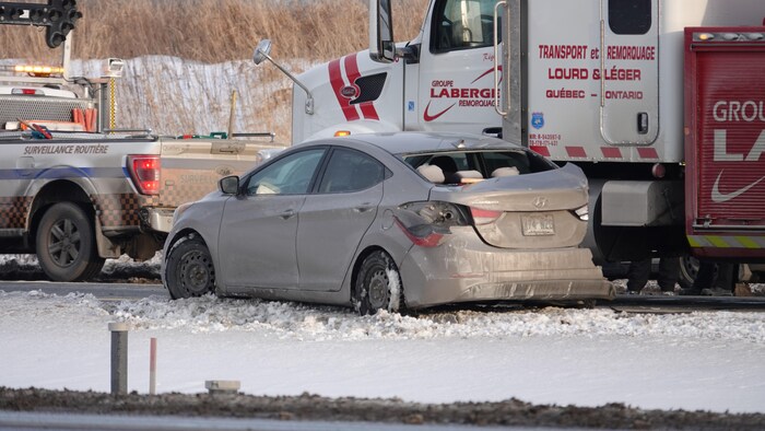 Deux blessés légers dans un carambolage sur l’autoroute 30 | Radio-Canada