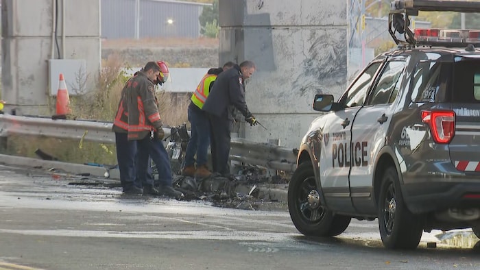 Trois hommes et une femme meurent dans un accident touchant un seul ...
