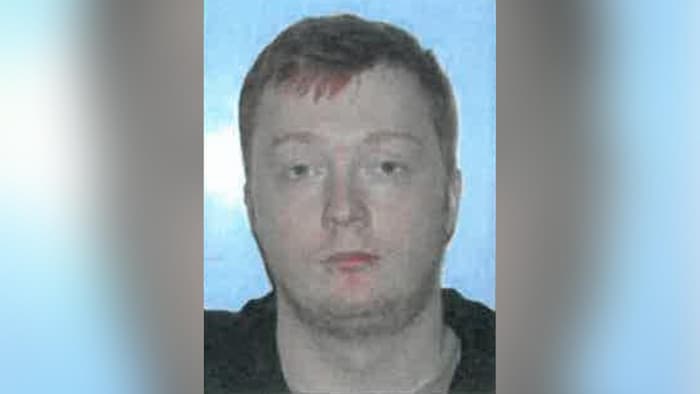 Accusé de terrorisme à Québec, un ex-militaire remis en liberté | Radio ...