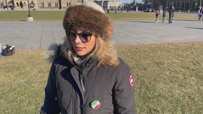 Des centaines de manifestants ont défilé au Canada en soutien au peuple ...