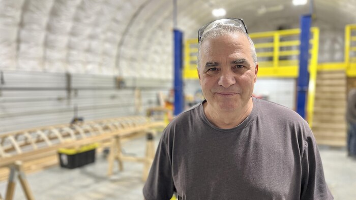 Des ateliers perpétuent la fabrication artisanale du qajaq au Nunavik ...