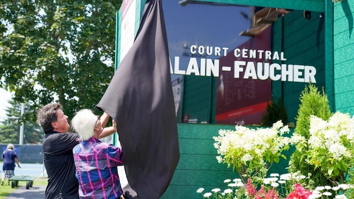 Le pionnier du tennis granbyen Alain Faucher est décédé | Radio-Canada