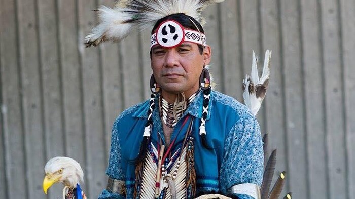 Le retour du pow-wow de Montréal avec les femmes aux commandes | Radio ...