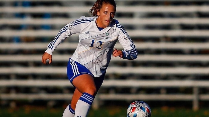 Plus d’options pour les joueuses de soccer acadiennes | Radio-Canada