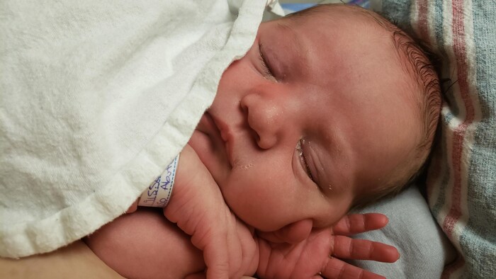 Sages-femmes : l'engouement pour les naissances à la maison représente ...