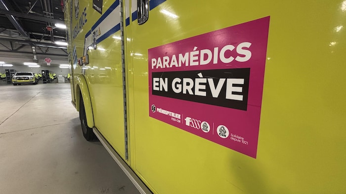 210 ambulanciers en grève en Mauricie et au Centre-du-Québec | Radio-Canada