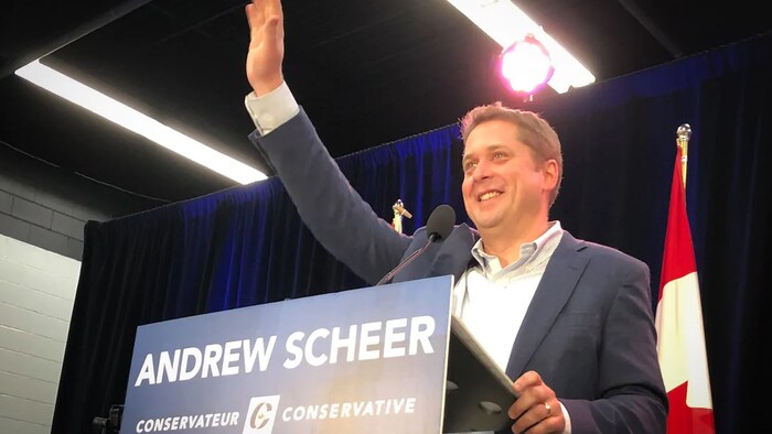 Andrew Scheer fait campagne au Cap-Breton | Radio-Canada