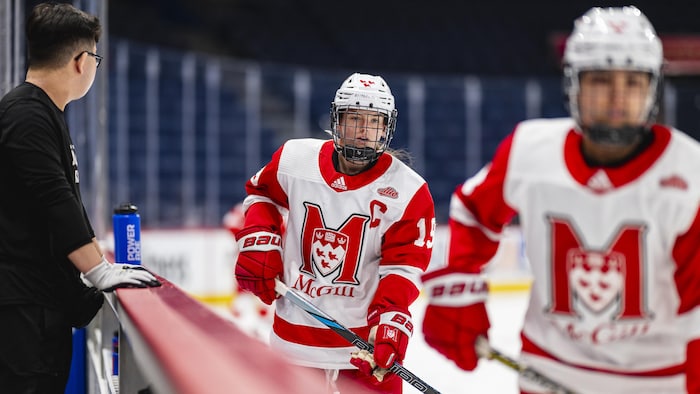 L’Acadienne Anika Cormier brille comme capitaine des Martlets de McGill ...