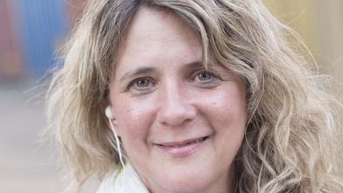 Une 5e femme poursuit Gilbert Rozon pour agression sexuelle | Radio-Canada