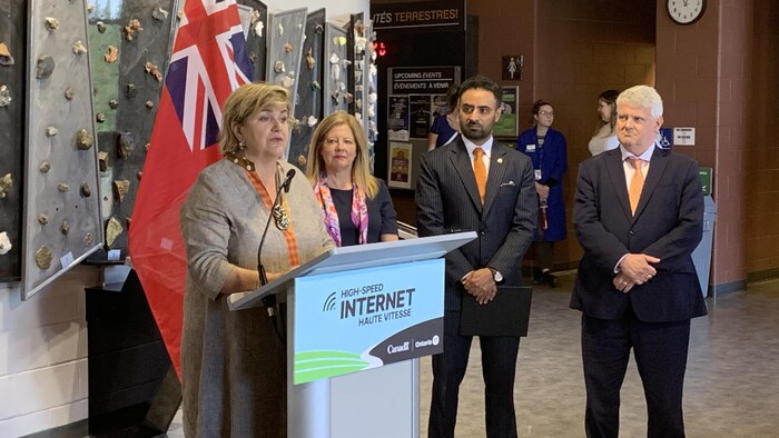 Près de 100 M$ pour donner l’accès à Internet à 18 600 ménages ...