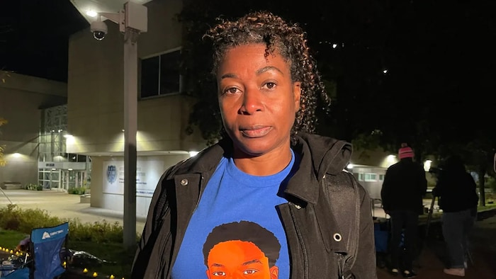 Décès d’Anthony Aust : la famille poursuit la Commission de services ...