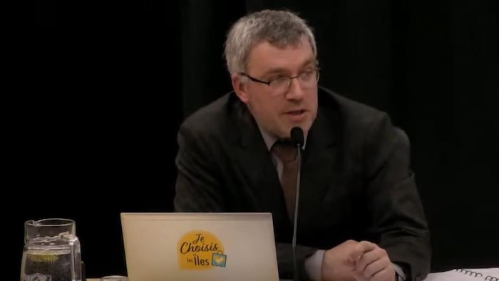 Le comité de commerçants des Îles reste sur sa faim | Radio-Canada