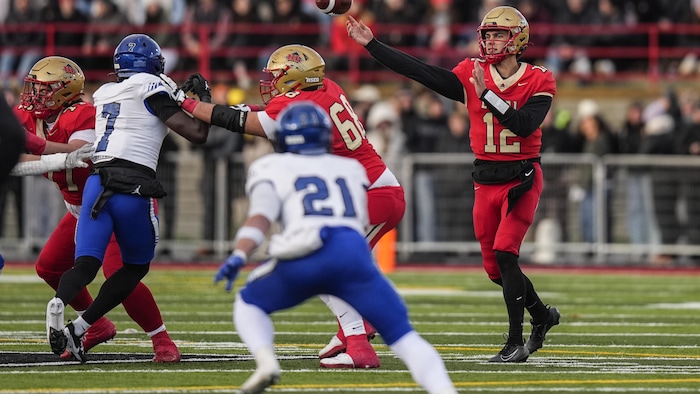 Les Carabins arrachent la Coupe Jacques-Dussault au Rouge et Or | Radio ...