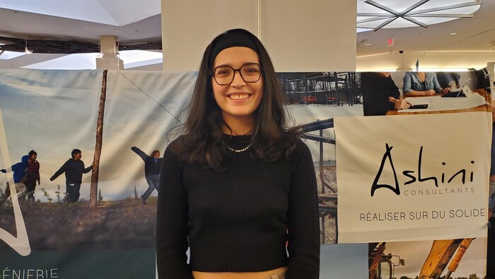 Les jeunes répondent à l’appel au Salon de l’emploi à Sept-Îles | Radio ...