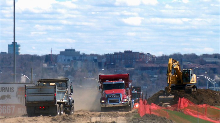 Près de 500 millions d'investissements dans les routes de Québec ...