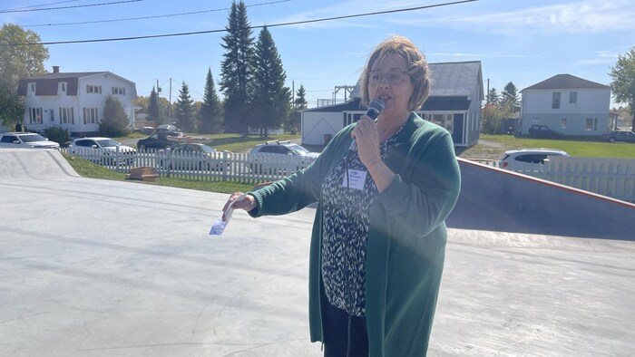 Barraute inaugure son parc de planche à roulettes | Radio-Canada