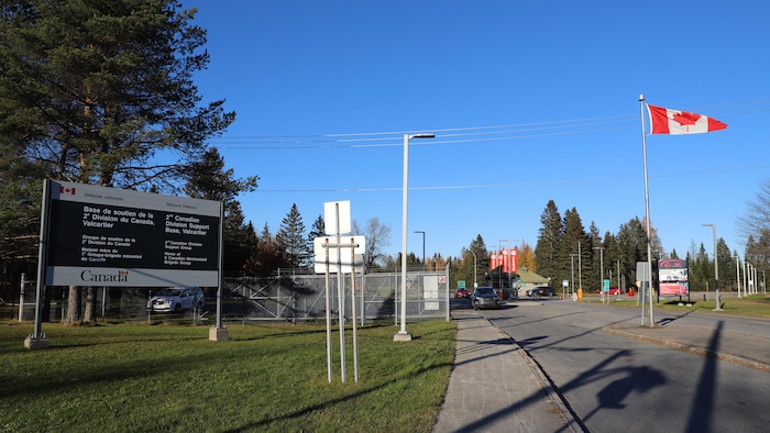 Cinq militaires de Valcartier suspendus pour une vidéo d’un salut nazi ...