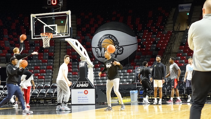 La fièvre du basketball s’empare de l’Atlantique | Radio-Canada