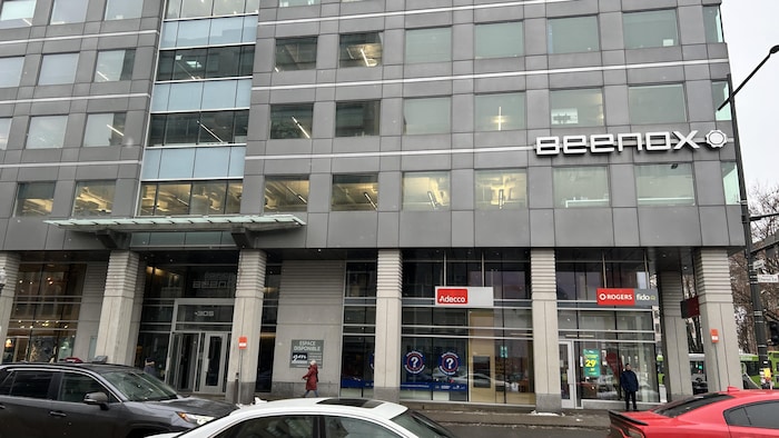 42 postes abolis chez Beenox | Radio-Canada