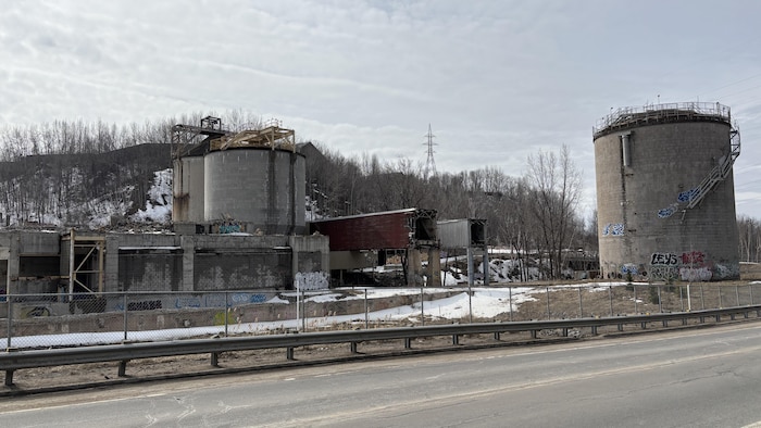 Chute mortelle à la Belgo : onde de choc à Shawinigan | Radio-Canada