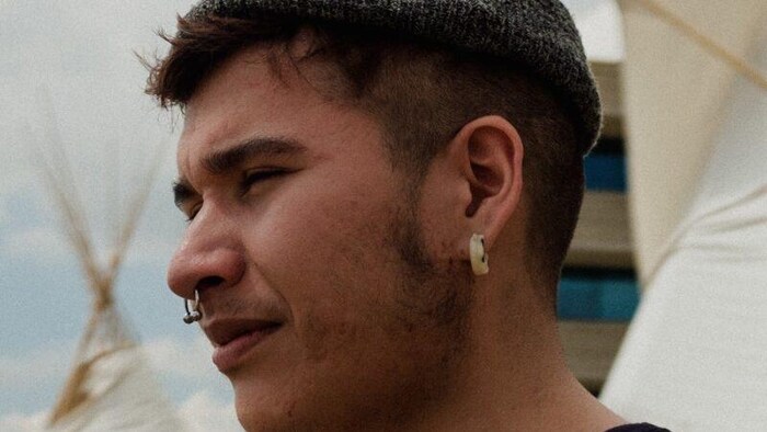 Billy-Ray Belcourt, un auteur à découvrir au Festival des écrivains de ...