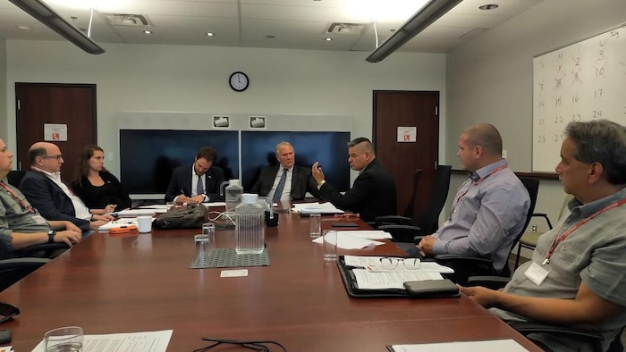 Ottawa et les Premières Nations discutent cannabis | Radio-Canada